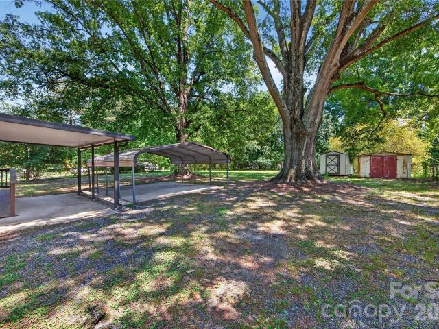 4400 Hamilton Circle