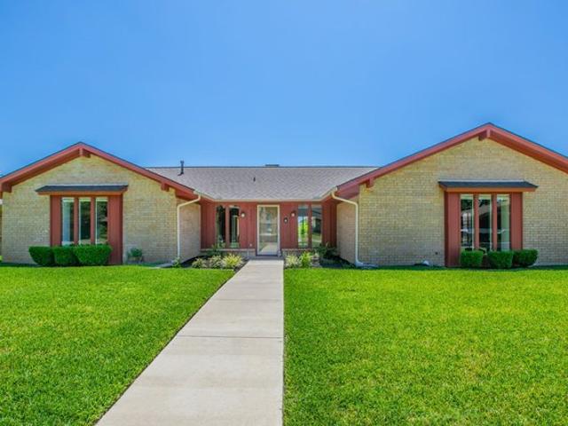 4400 Kingswick Dr, Arlington, TX 76016