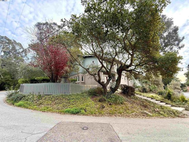 4400 St Andrews Rd, Oakland, CA 94605 | MLS #41119
