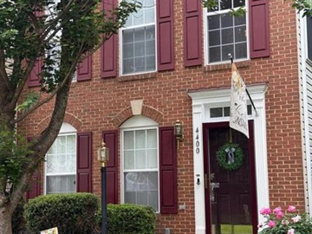 4400 Torrence Pl, Woodbridge, VA 22193