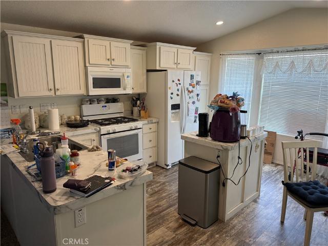 4400 W Florida 85
