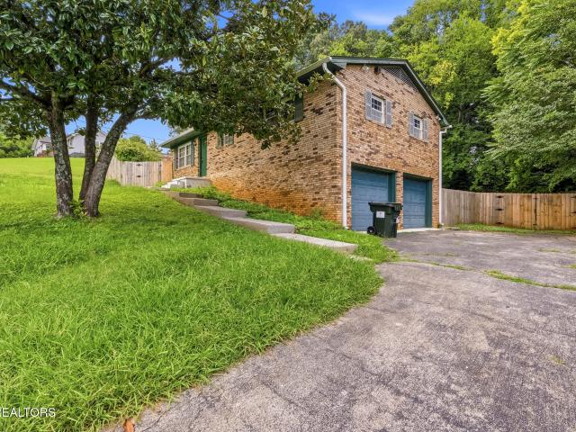 4400 Wells Rd