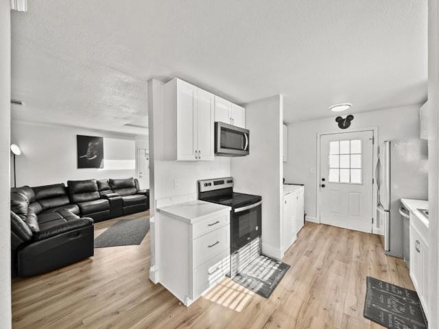 4400 79th St, Sacramento, CA 95820 | MLS #226015