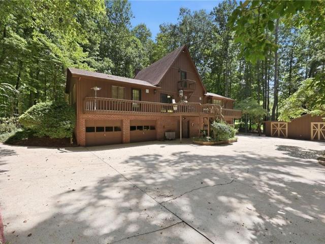 4401 Oakview Drive