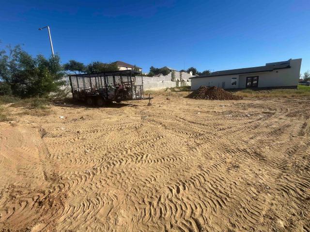 4401 Azulejo Dr