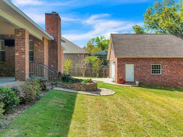4401 Essex Terrace Cir, Pace, FL 32571