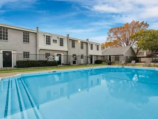 4401 Glenview Court 4512