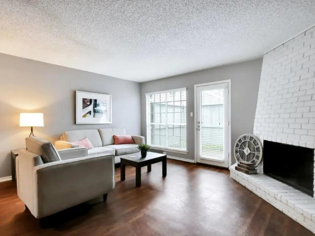 4401 Glenview Court 4626