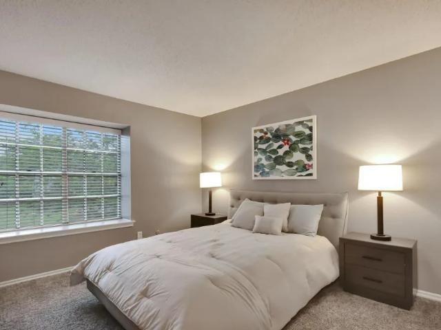 4401 Glenview Court 4204