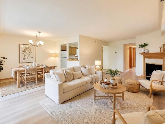4401 Pershing Avenue # 2N