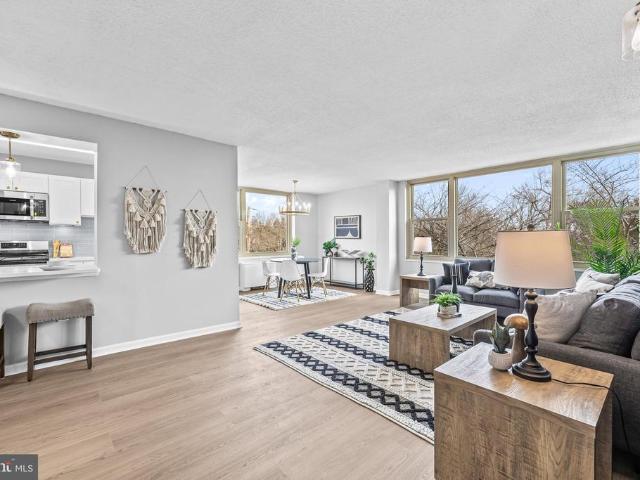 4401 Roland Avenue # 307