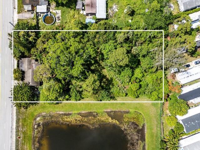 4401 S Haverhill Rd, Lake Worth, FL 33463