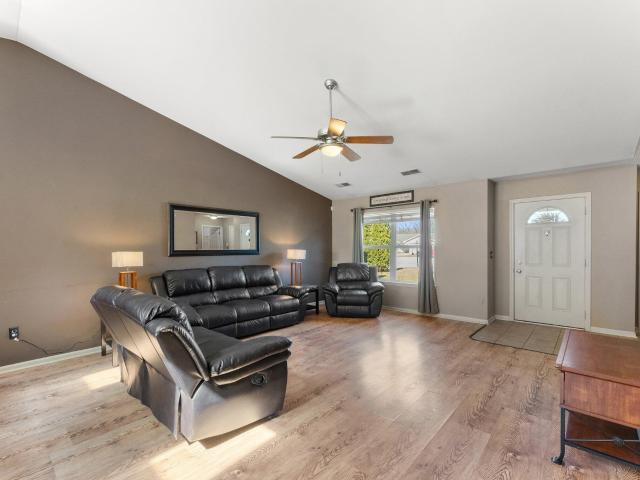 4401 W 73rd Court