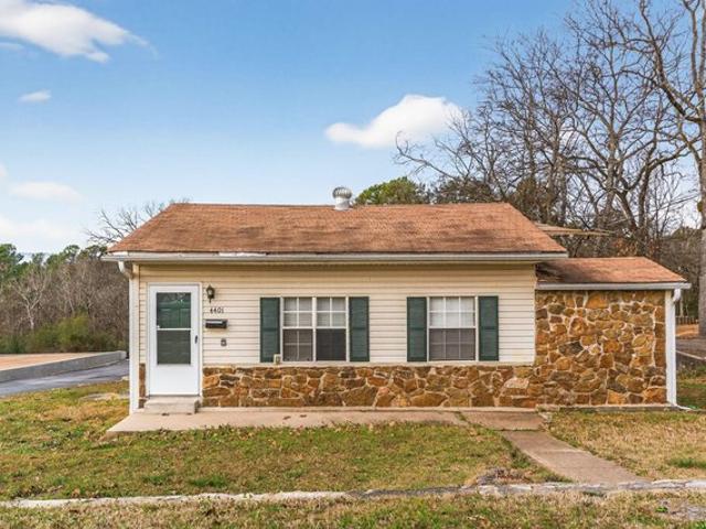 4401 West Dr, Little Rock, AR 72118
