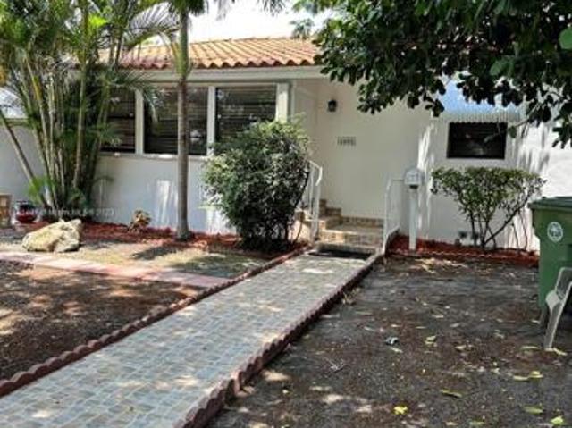 4401 4th St SW, Miami, FL 33134