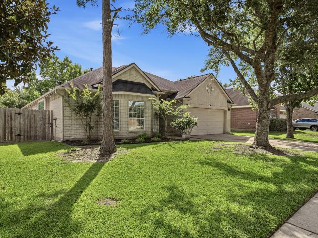 4402 Chestnut Grove