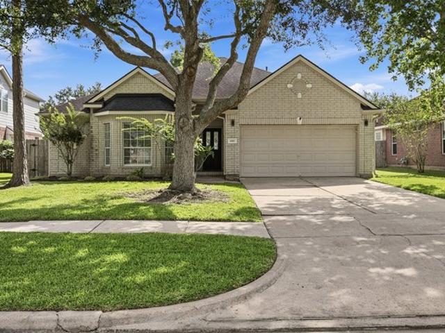 4402 Chestnut Grv, League City, TX 77573