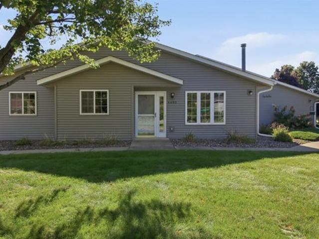 4402 Heartland Dr W, Eau Claire, WI 54701