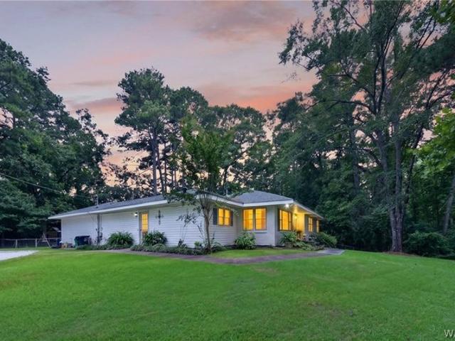 4402 Lakeshore Dr, Northport, AL 35473