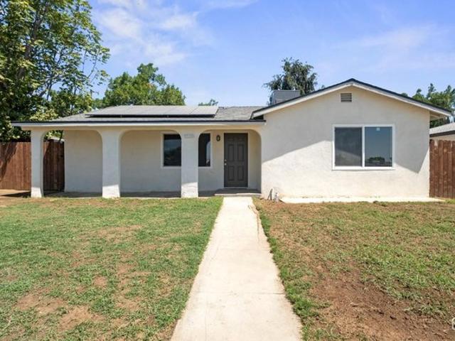 4402 Lexington Ave, Bakersfield, CA 93306