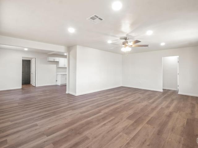 4402 Lexington Avenue