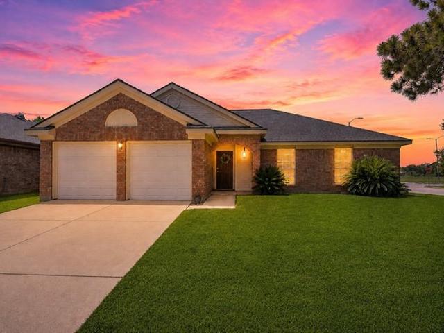 4402 Leyland Dr, Pearland, TX 77584