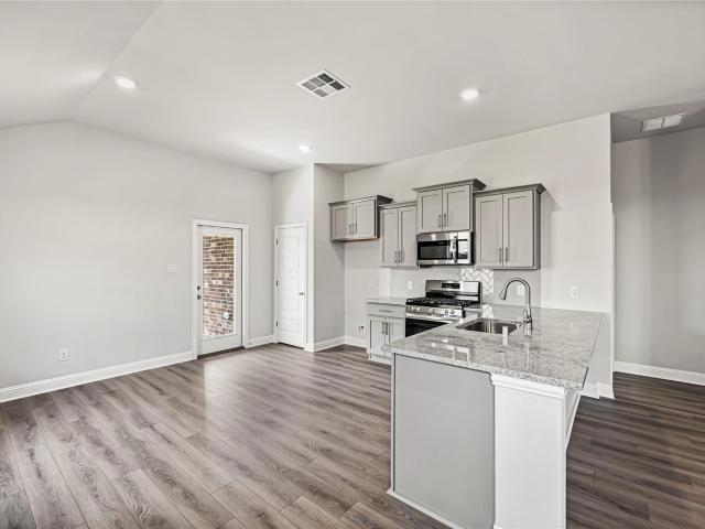 4402 W Bayou Maison Circle