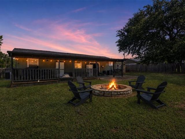 4403 Daugherty Ct, Granbury, TX 76049