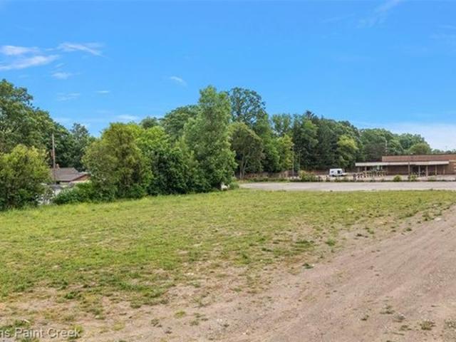 4403 Davison Rd, Burton, MI 48509
