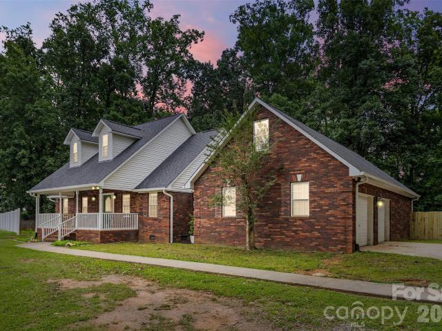 4403 Hubbard Road