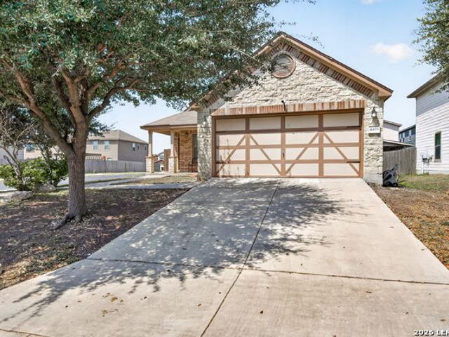 4403 Ivan Dr