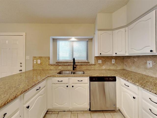 4403 Santa Cruz Lane