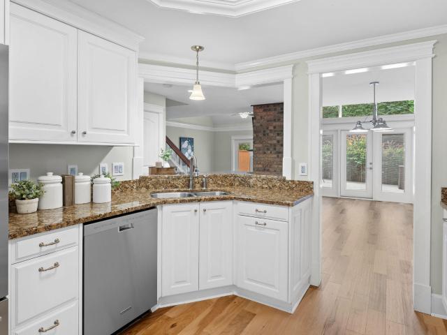 4403 Shadetree Court