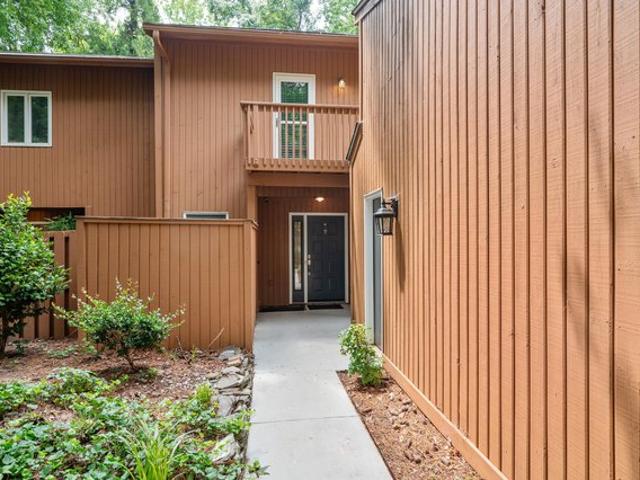 4403 Shadetree Ct, Raleigh, NC 27613