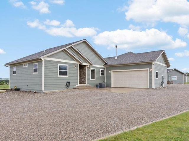 440 Castle Ridge Dr, Lewistown, MT 59457