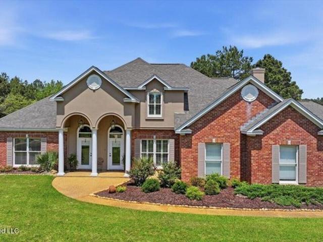 440 Cherry Hill Dr, Madison, MS 39110