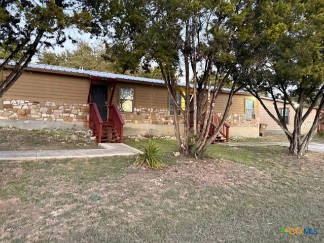440 Clearview Canyon, Lake, TX 78133