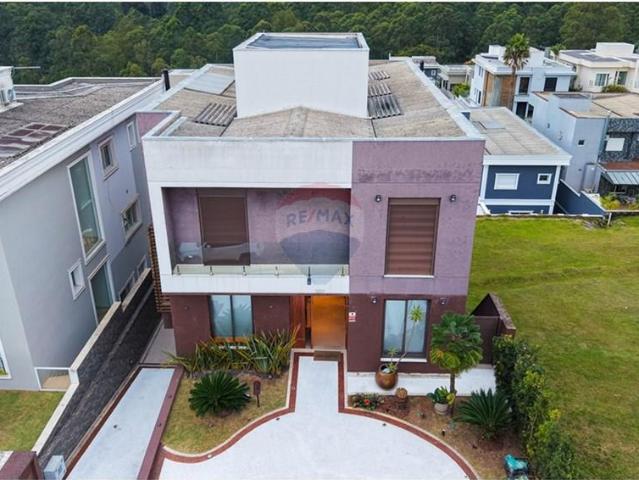 440 Área Útil Casa de Condomínio Alugar, 3 Dormitórios localizado em RUA CAMARGUE, 333, Colinas da Anhangüera, Santana de Parnaíba, São Paulo, 06544 740 | Brasil