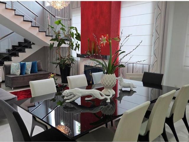 440 Área Útil Casa de Condomínio Alugar, 4 Dormitórios localizado em Aldeia da Serra, Barueri, São Paulo, 06454050 | Brasil