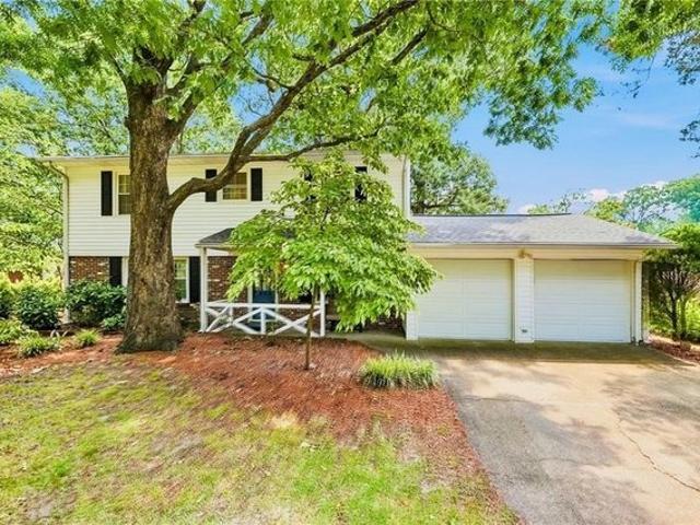 440 Bernice Pl, Virginia Beach, VA 23452