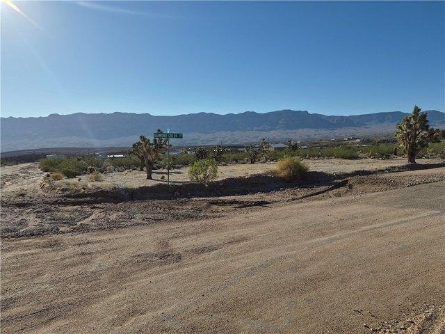 440 E Yates Dr, Meadview, AZ 86444