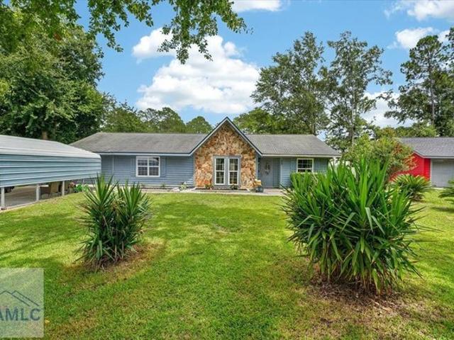 440 Elm Rd, Hinesville, GA 31313
