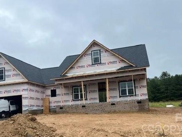 440 Forest View Dr, Kannapolis, NC 28081