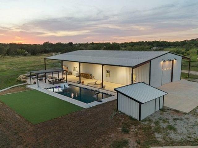440 Flying X Rd, Spicewood, TX 78669