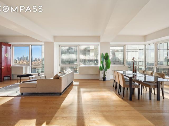 440 Kent Avenue, Brooklyn, NY