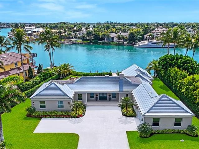 440 Kingstown Dr, Naples, FL 34102 | MLS #225052