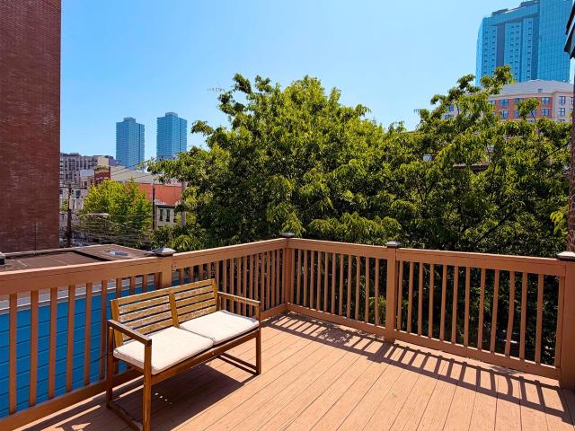 440 Jersey Ave # 302