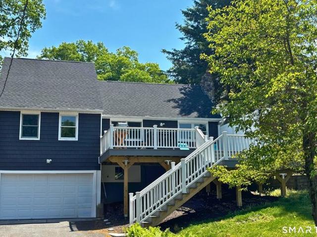 440 Lakeview Dr, Suffield, CT 06093