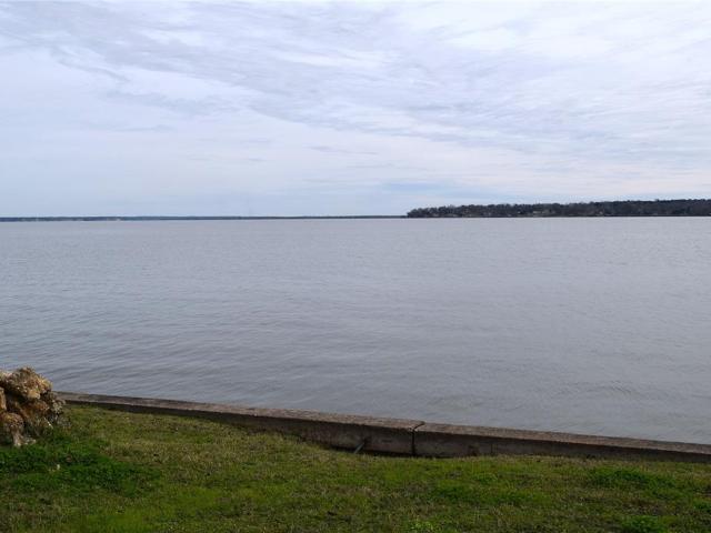 440 Lakeview Drive Loop