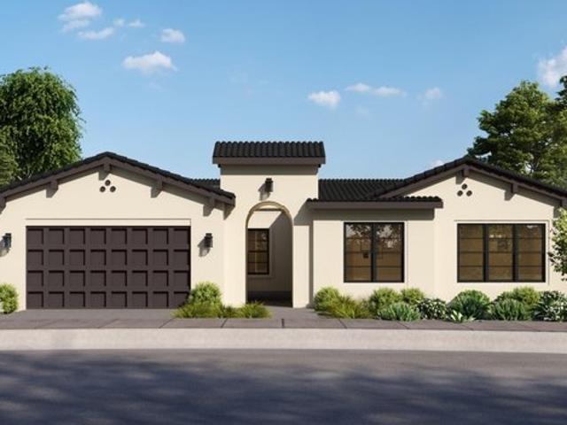 440 Maria Dr, Hollister, CA 95023